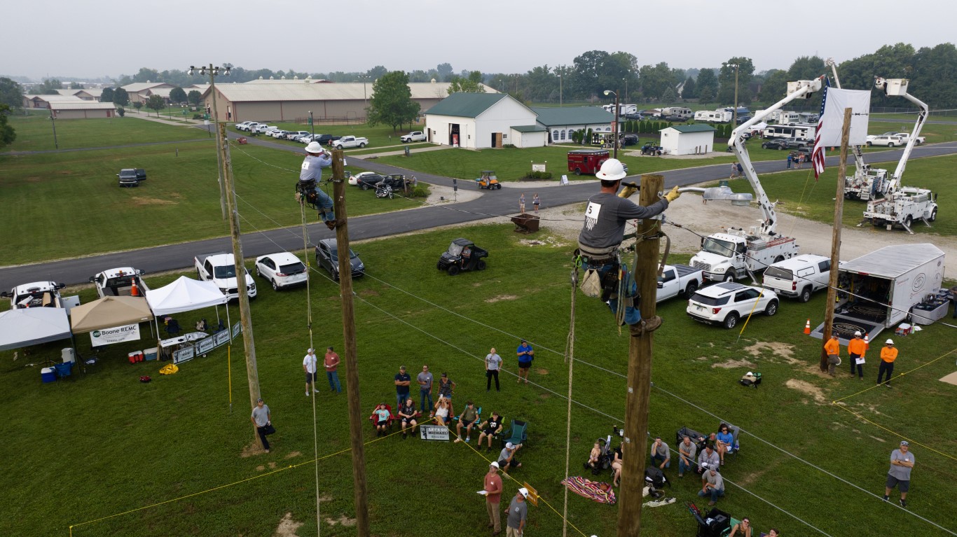 Second annual Lineman Rodeo grows by leaps and bounds - Hoosier Energy